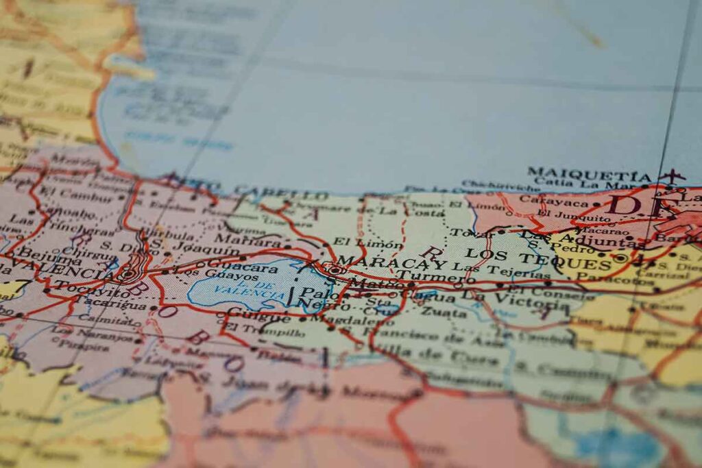 Backpacking Venezuela Itinerary: 2024 Travel Guide