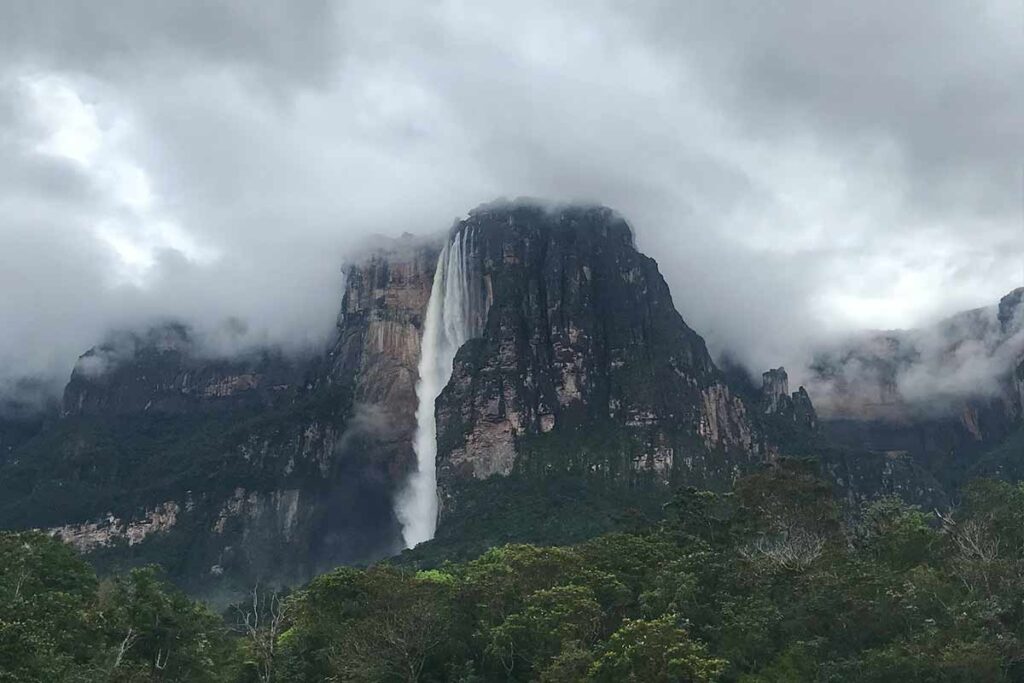 Best Time to Visit Venezuela (Tourist Guide)